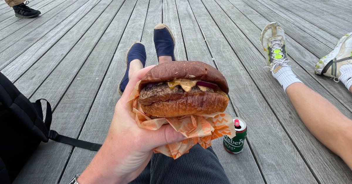 New Hire to Umbraco HQ: Emil the Expert Cheeseburger Critic