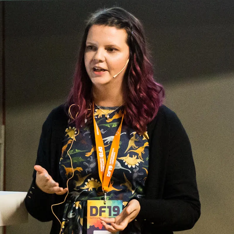 uProfile October 2023 - Laura Weatherhead